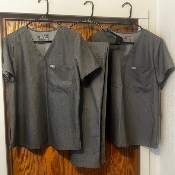 Figs | Tops | Womens Figs Graphite Scrubs | Poshmark